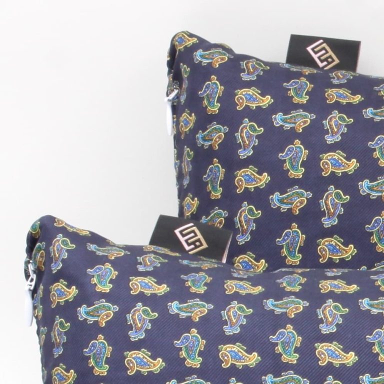 Rectangular decorative cushions in green cashmere silk - Silky Pillows ...
